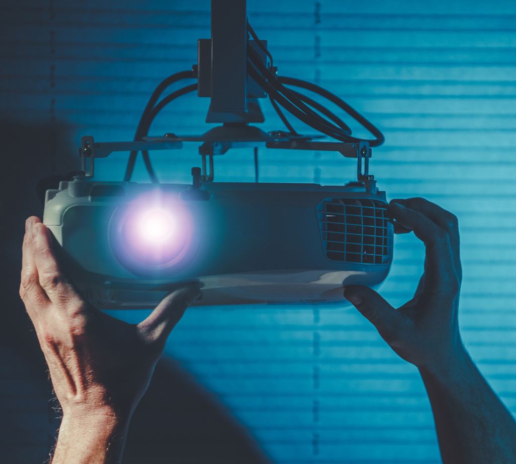 Projector Rental As Per Day London - Event Expert